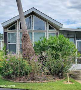 Emerald Pointe Resort Homes for sale | Emerald Pointe Resort Panama ...