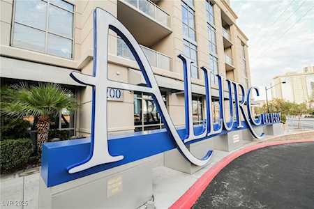 Las Vegas High Rise Condo 1-Bedroom