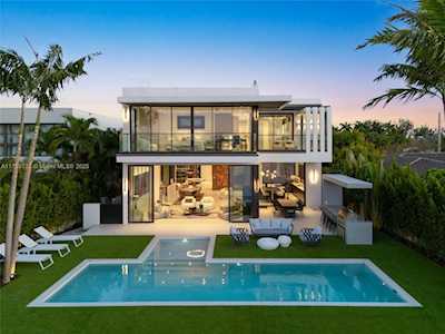 Miami Homes for Sale on an Island | Miami Island Real Estate