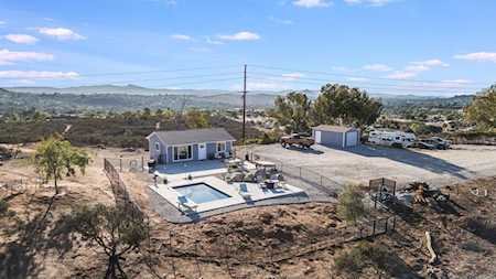 9 Reasons Valley Center San Diego Is a Great Place to Live in 2024 | 2025