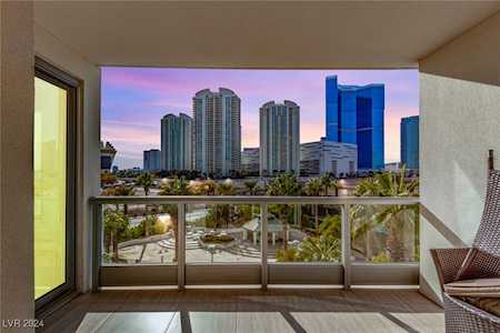 Turnberry Towers Condos For Sale - Luxury Condos Las Vegas