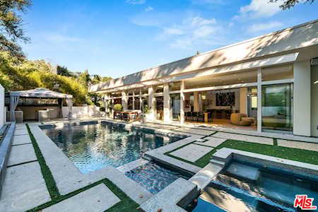 Beverly Ridge Estates for Sale | Beverly Hills Gated Community