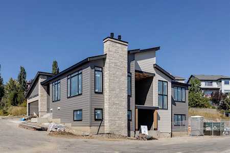 Calgary Luxury Homes For Sale - Calgary Luxury Real Estate