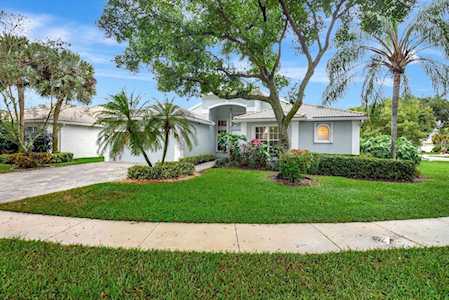 Valencia Falls Homes for Sale | Delray Beach FL Real Estate