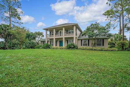 Luxury homes and Luxury Condos in The Acreage Florida for Sale
