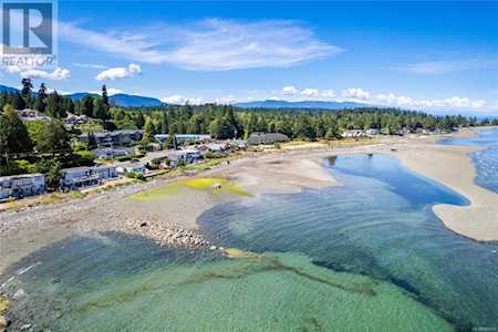Qualicum Beach Waterfront Homes For Sale | Loyal Homes