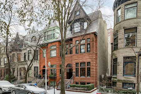 Chicago Brownstones For Sale | Historic Brownstones Chicago IL