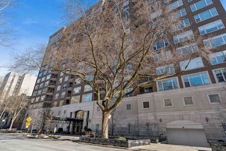 The Whitney Condos of Chicago | 1301 N Dearborn Street