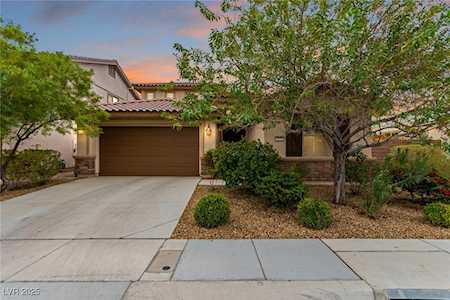 Golf Course Frontage Homes in Henderson