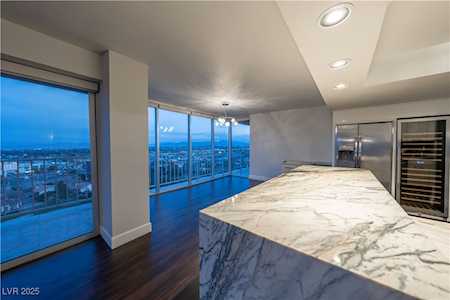 15+ REGENCY TOWERS Las Vegas Condos for Sale #1 702-882-8240