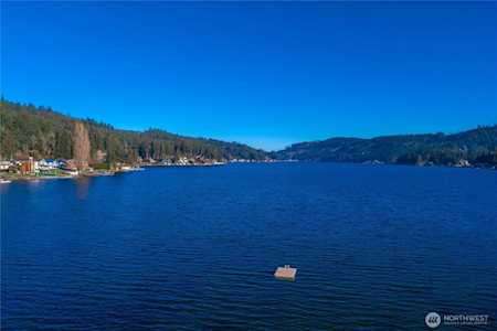 Summit Lake Waterfront Homes (Local Waterfront Specialists)