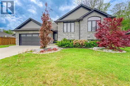 Houses for Sale in Corunna | Corunna Ontario Real Estate - Viewhomes.ca