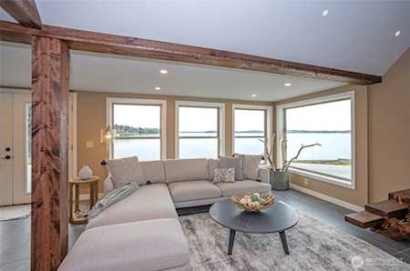 Key Peninsula Waterfront Homes (Local Waterfront Specialists)