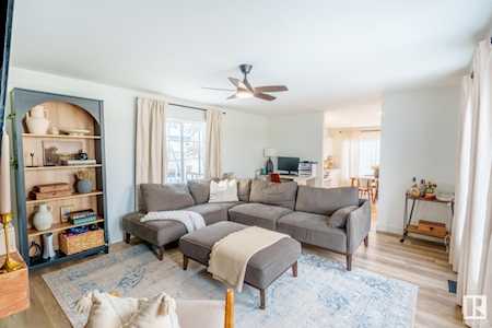 Calmar Alberta Bungalow Homes