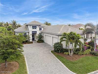 Hidden Harbor - Fort Myers Real Estate - Luxury Boating Community