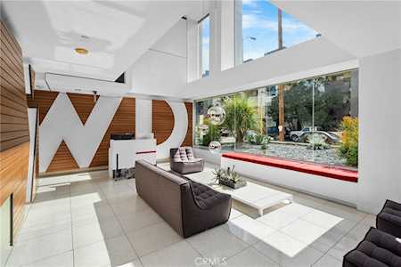 Yucca Corridor | Los Angeles, CA Homes & Real Estate