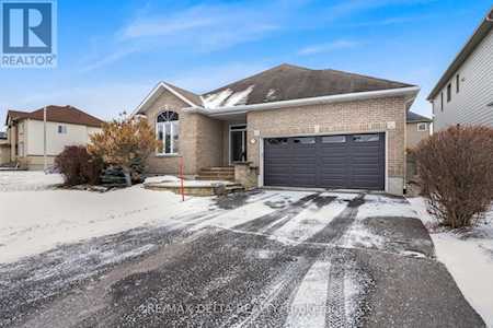 Ottawa Bungalow Style Homes For Sale