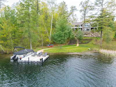 Thunder Lake Homes and Cottages For Sale in Marinette County, WI