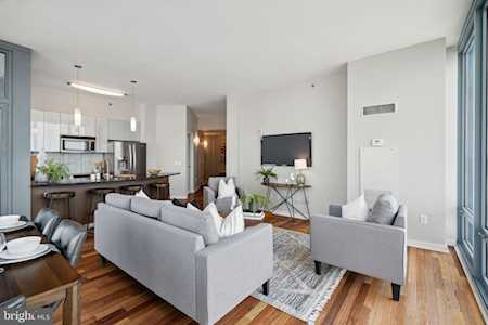 Murano Condominiums for Sale | 2101 Market St Philadelphia PA