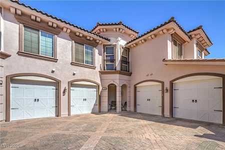 Golf Course Frontage Homes in Henderson