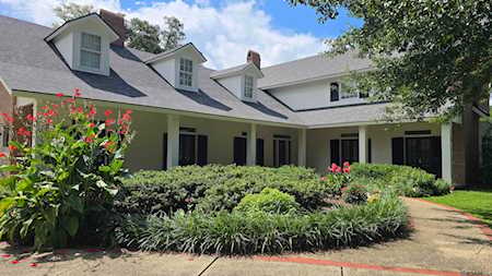Highlands Homes for Sale | Baton Rouge Character, Location & LSU Access