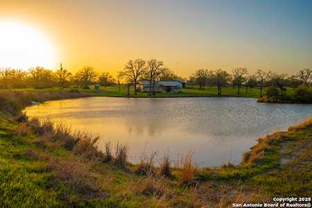 South Texas Ranches For Sale - South TX Hunting Ranches