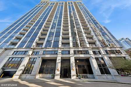 Museum Park Tower 3 of Chicago | 233 E 13th Street