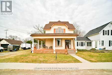 Houses for Sale in Alvinston, ON & Real Estate MLS® Listings