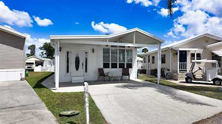 Lakefront Homes or Sale Under $200,000 - The Stones Real Estate Firm