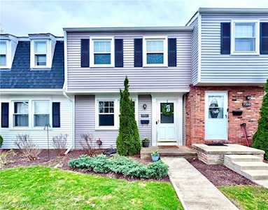 Mentor Condos For Sale - Mentor Condominiums