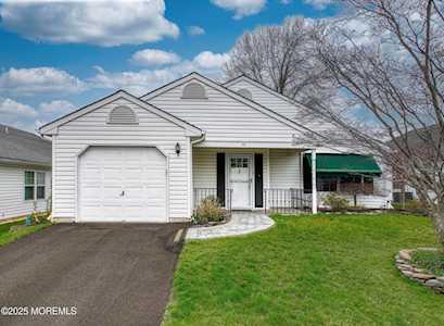 Princeton Commons Homes For Sale Brick - Princeton Commons Real Estate