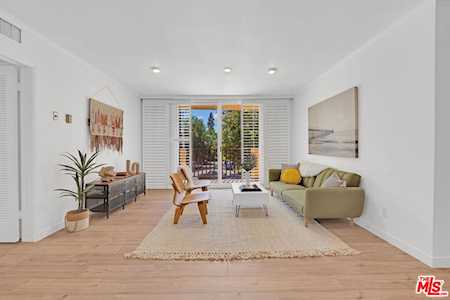 Riverside Arms | Sherman Oaks Condos | 12955 Riverside Dr Sherman Oaks, CA 91423