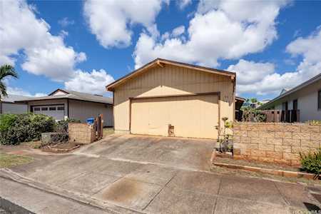 Waipahu, Hawaii | The Ultimate Shopping, Dining, & Neighborhood Guide