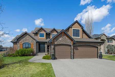 Calgary Luxury Homes For Sale - Calgary Luxury Real Estate