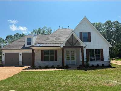 Spring Creek Ranch Homes & Real Estate - Collierville TN