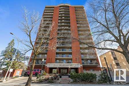 Find 1300+ Southwest Edmonton Real Estate & Homes For Sale!