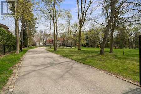 Bridle Path Toronto Homes for Sale & Real Estate