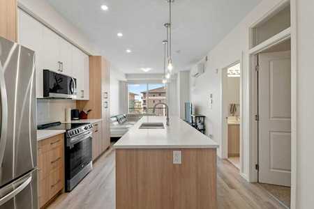 Calgary Condos & Lofts For Sale