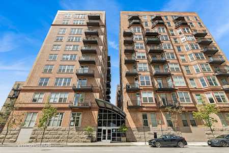 Clinton Complex Lofts of Chicago | 500 S Clinton Street