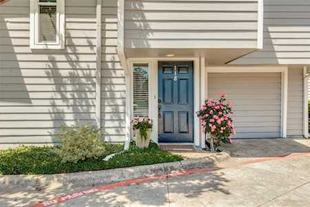 Condos for Sale in Treetops Condo in Northeast Dallas, Texas