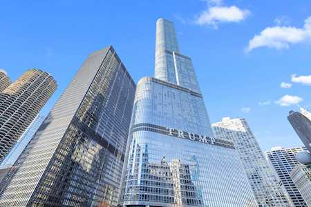 Trump Tower Condos of Chicago | 401 N Wabash Avenue Condos