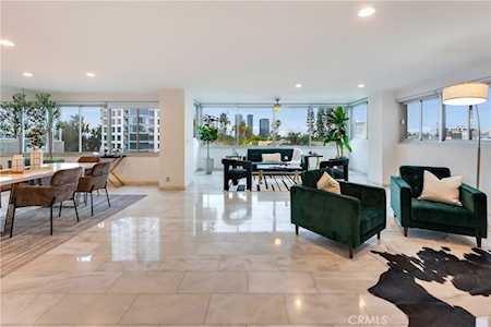 Wilshire Comstock | Westwood Condos | 865 & 875 Comstock Ave Los ...