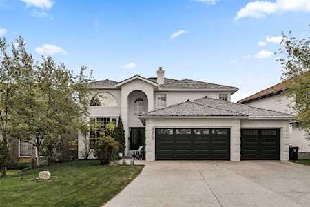 Calgary Luxury Homes For Sale - Calgary Luxury Real Estate