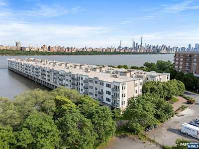 Aventine Condos for Sale in Edgewater NJ | Edgewater NJ Real Estate