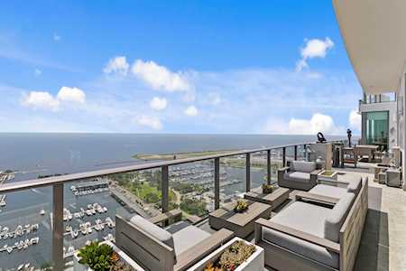 One St. Petersburg High-Rise Condos | 100 1st Ave N