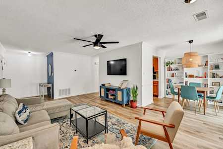 Clairmont Place Condos for Sale in Decatur | 1800 Clairmont Lake