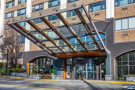 Aventine Condos for Sale in Edgewater NJ | Edgewater NJ Real Estate
