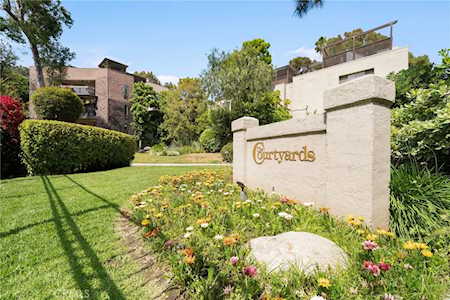 Courtyards | West Hollywood Condos | 950 N Kings Rd West Hollywood, CA ...