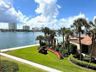Mizner Court Condos For Sale | Boca Raton Luxury Condos