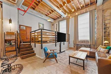 Troy-Peerless Lofts for Sale in Atlanta | 650 Glen Iris Dr NE